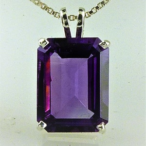 10 carat amethyst pendant store