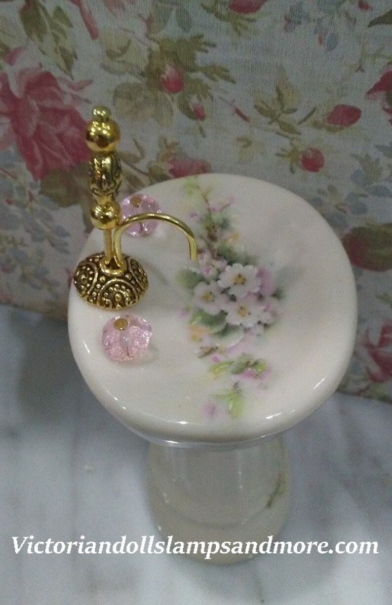 Miniature Victorian Porcelain Sink With Gold Like Faucet and Pink Knobs ...