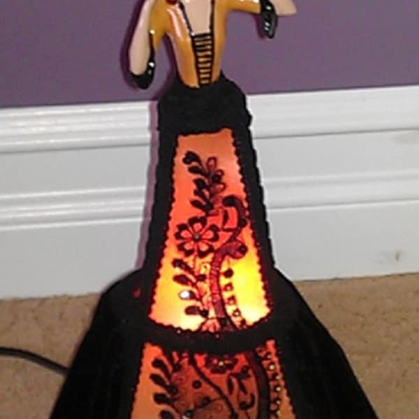 Porcelain Doll Lamp - Etsy