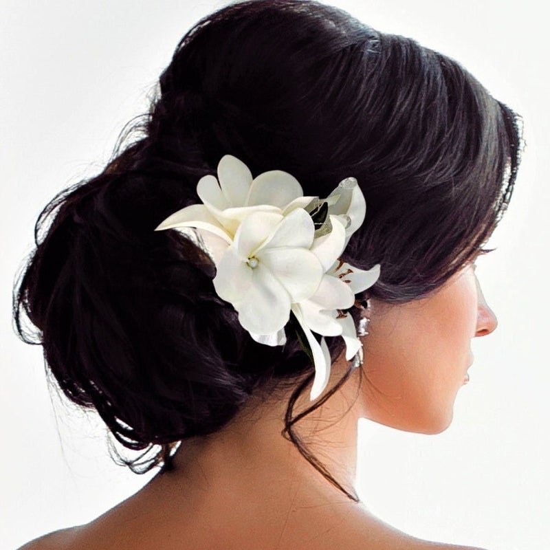 Lily Hair Clip - Etsy