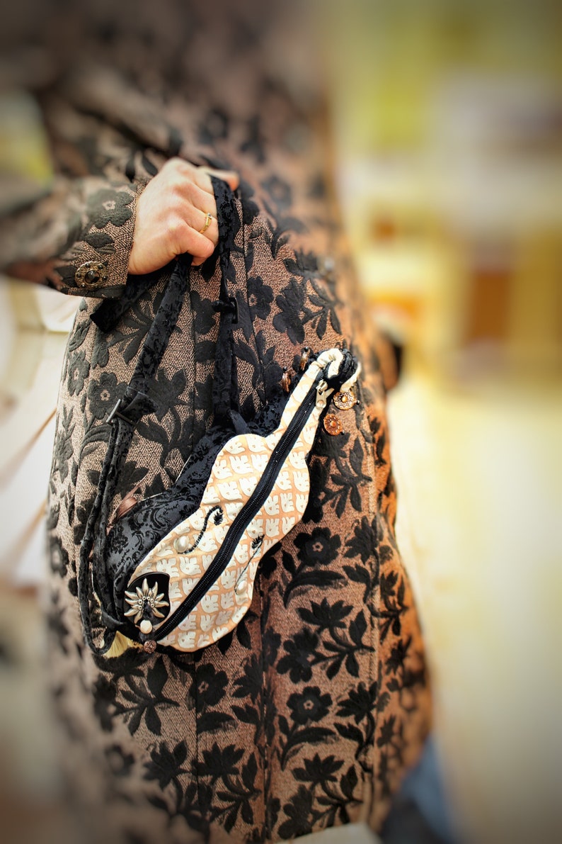 Amati Violin Purse, Handmade Gift for Violin Player or Teacher, Unique ...