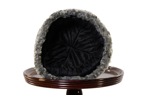 1940s / 1950s Grey Persian Lamb Hat / 40s 50s Wool Cap - Gem
