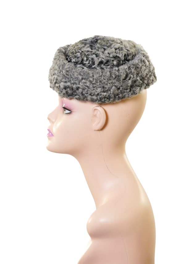 1940s / 1950s Grey Persian Lamb Hat / 40s 50s Wool Cap - Gem