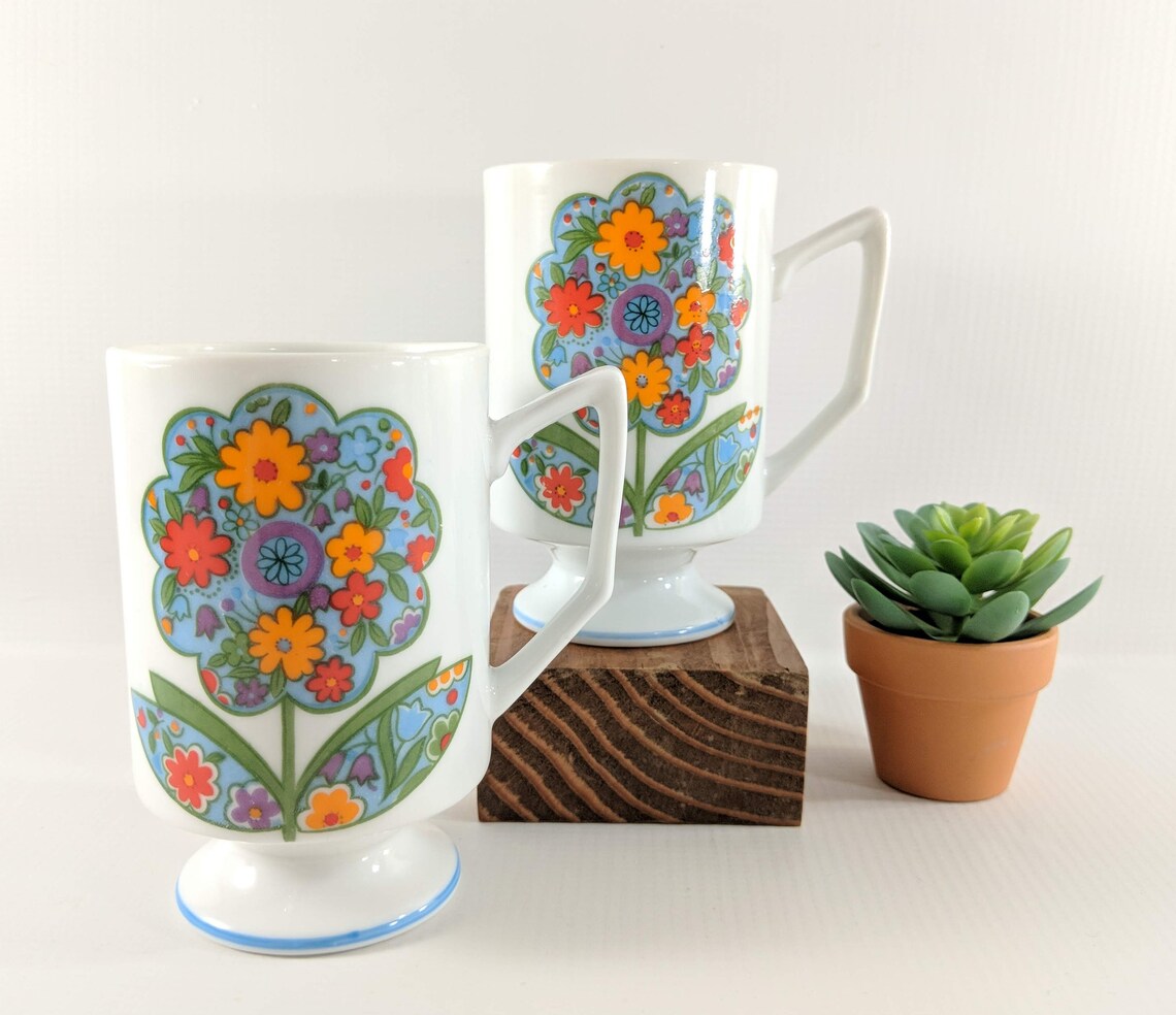 Vtg. Flower Power Pedestal Coffee Cups. Set of 2 White Mugs | Etsy