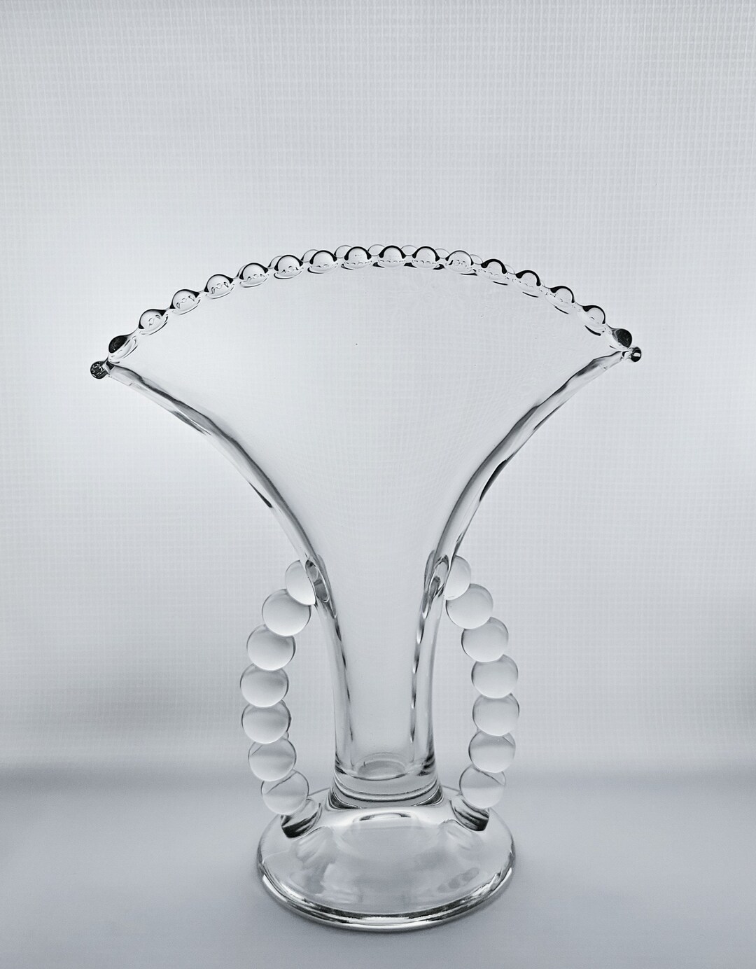 Vintage Imperial Glass Candlewick Fan Vase. Clear Glass Flower Holder ...