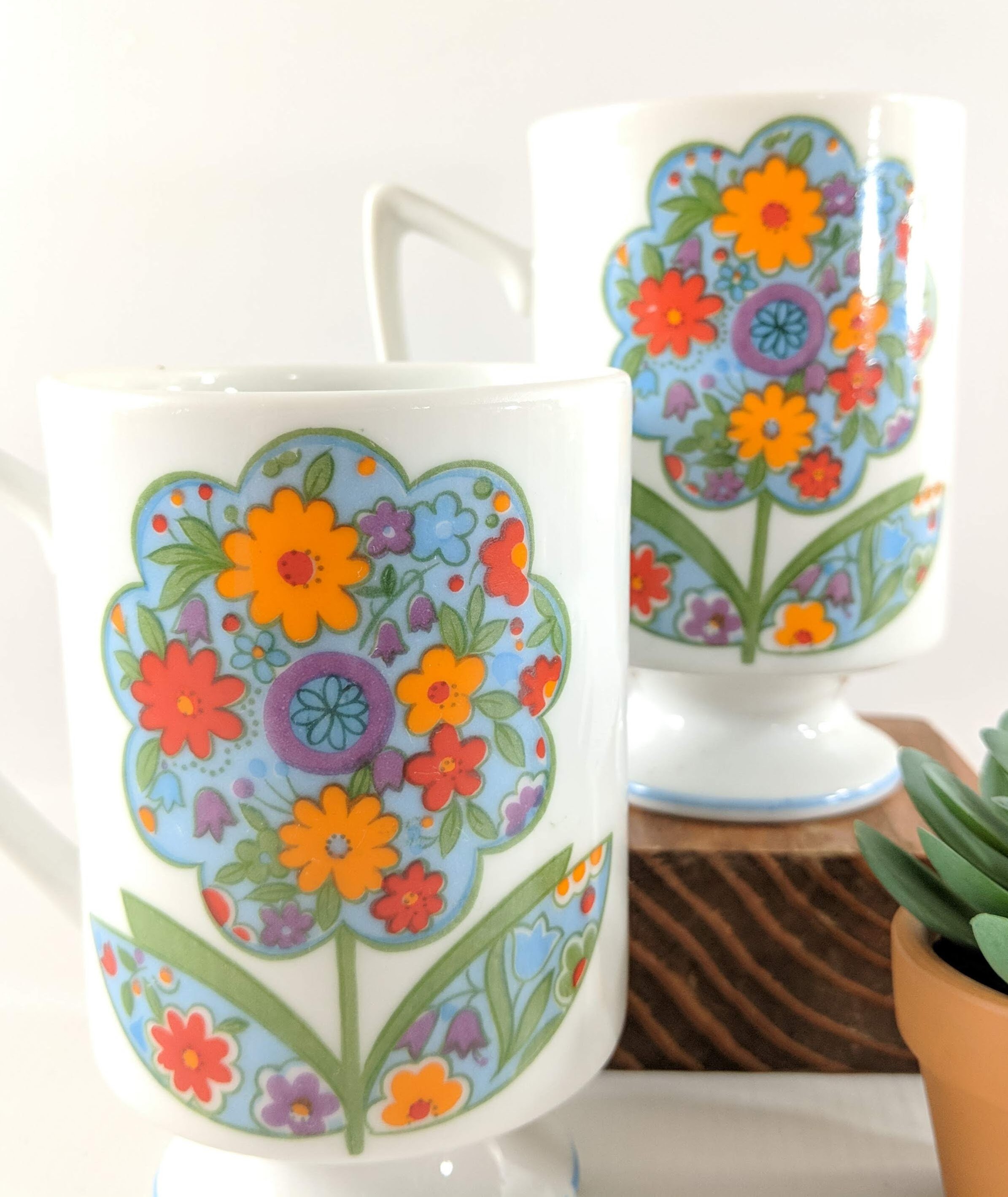 Vtg. Flower Power Pedestal Coffee Cups. Set of 2 White Mugs | Etsy