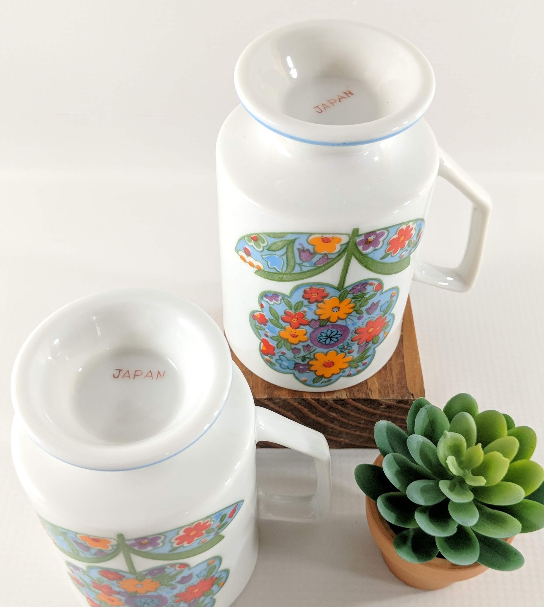 Vtg. Flower Power Pedestal Coffee Cups. Set of 2 White Mugs | Etsy