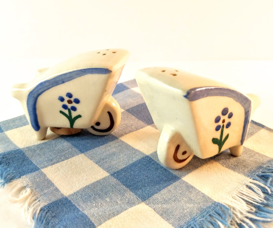 Vintage Ceramic Wheelbarrow Salt & Pepper Shakers With Hand Painted ...