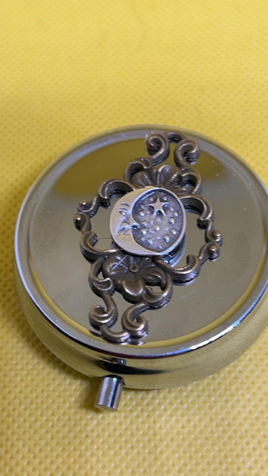 On-the-go Pill Dispenser Compact Prescription Container for Convenient ...