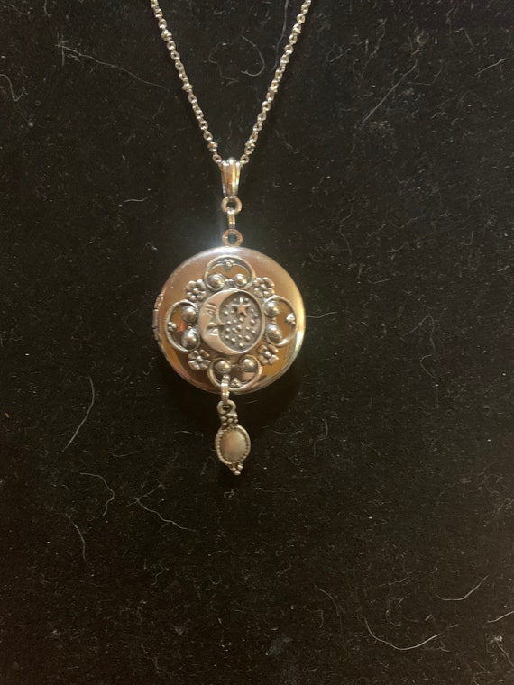 Photo Locket Starry Sky Locket Moon and Stars Keepsake - Etsy