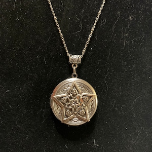 Photo Locket, Star Locket, Delicate Flower Filigree, Locket Necklace ...