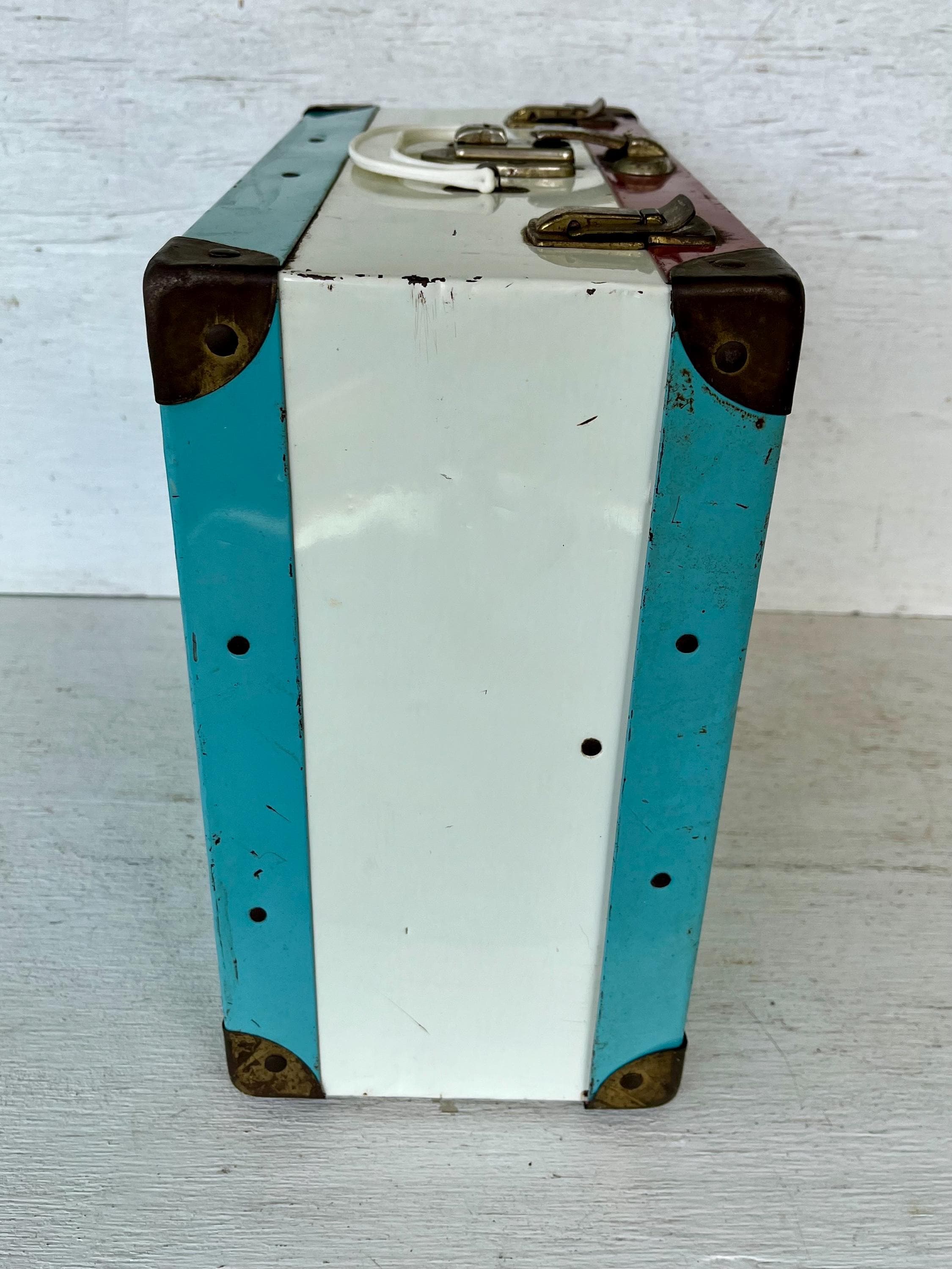 Red, White & Turquoise Metal Roller Skate CARRY CASE W/ 2 Latch Locks ...