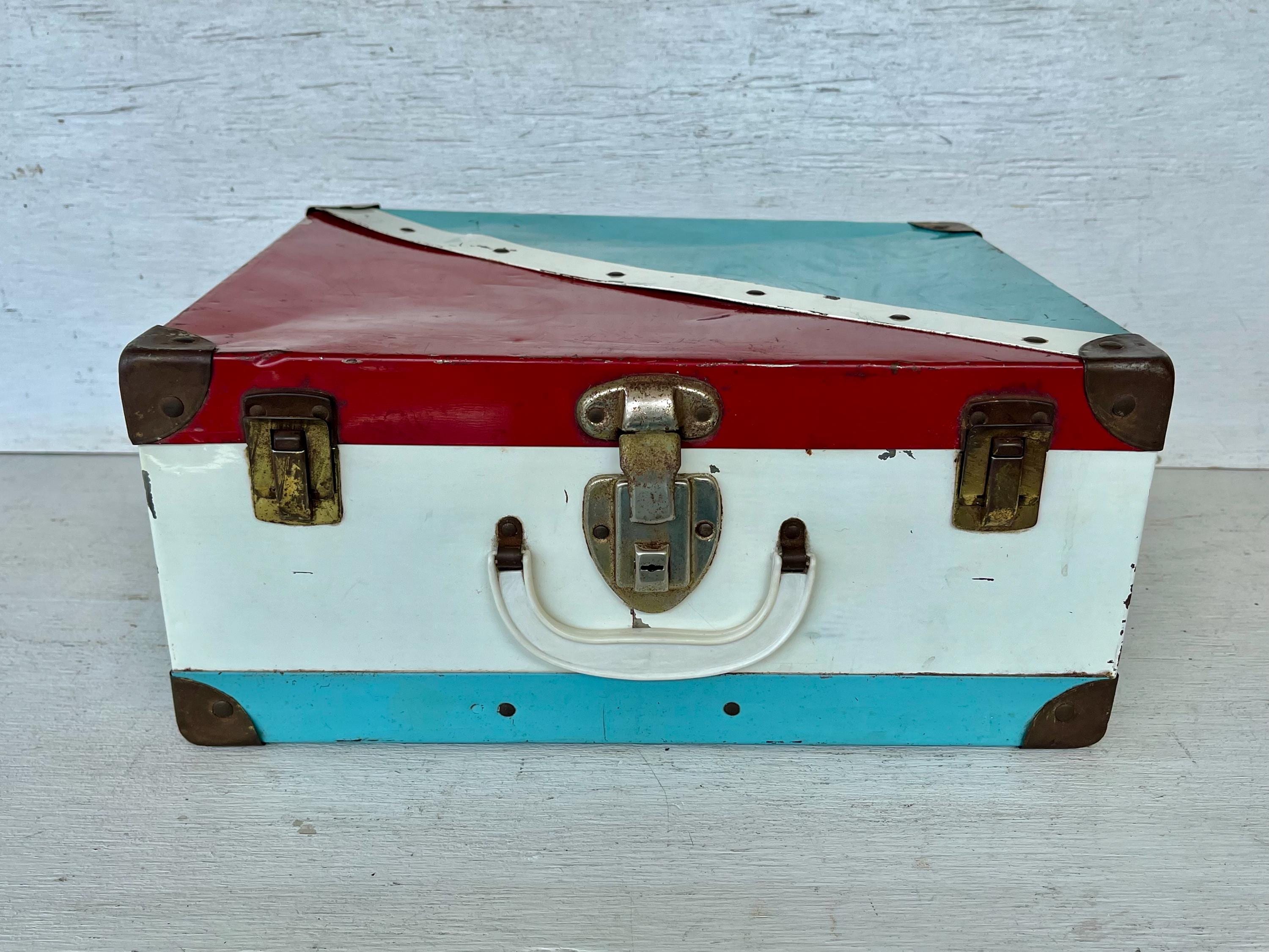 Red, White & Turquoise Metal Roller Skate CARRY CASE W/ 2 Latch Locks ...
