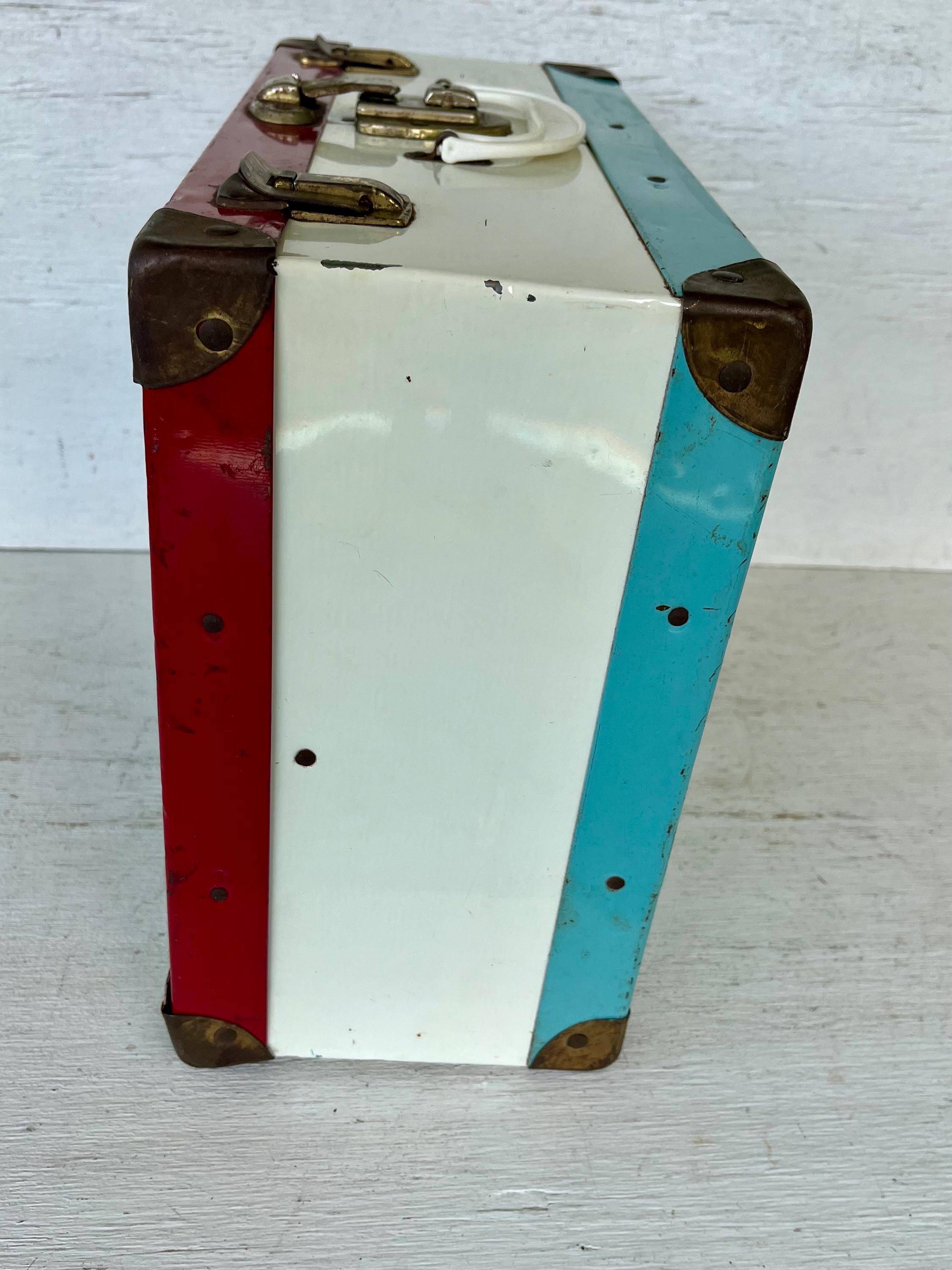 Red, White & Turquoise Metal Roller Skate CARRY CASE W/ 2 Latch Locks ...