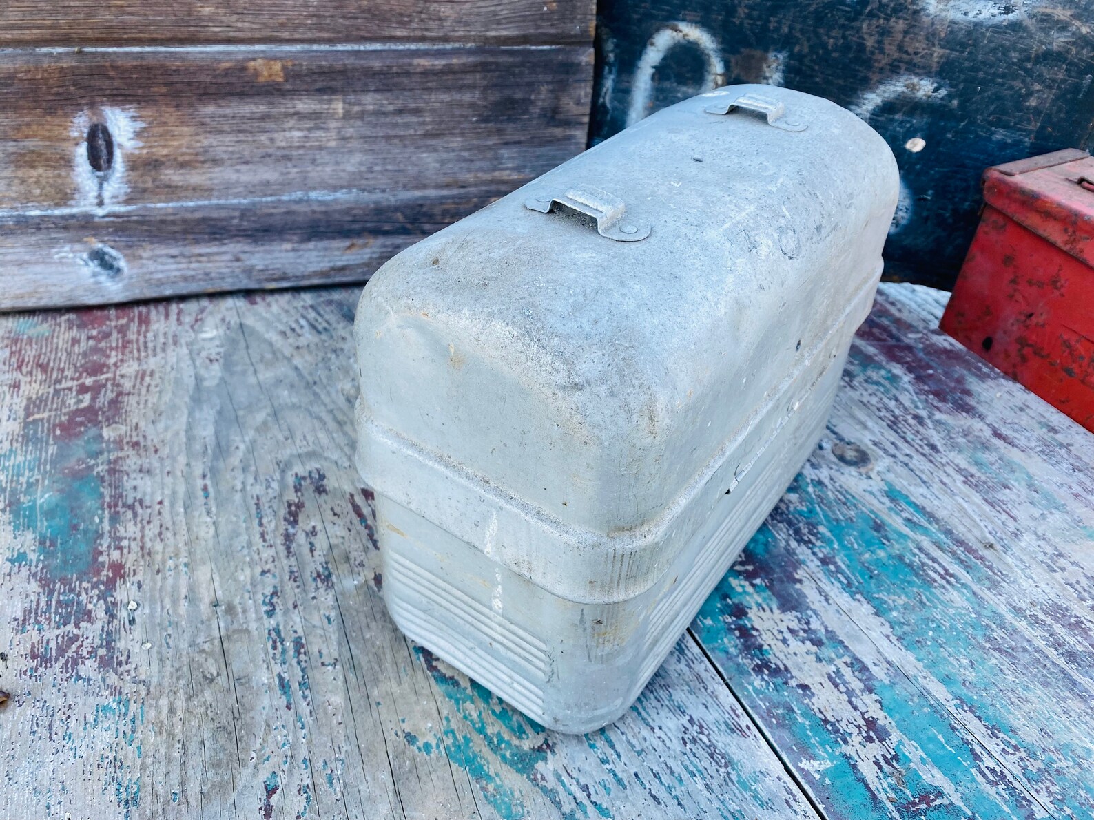 Distressed Aluminum LUNCHBOX W/ Rusty Metal Front Latch Locks - Etsy