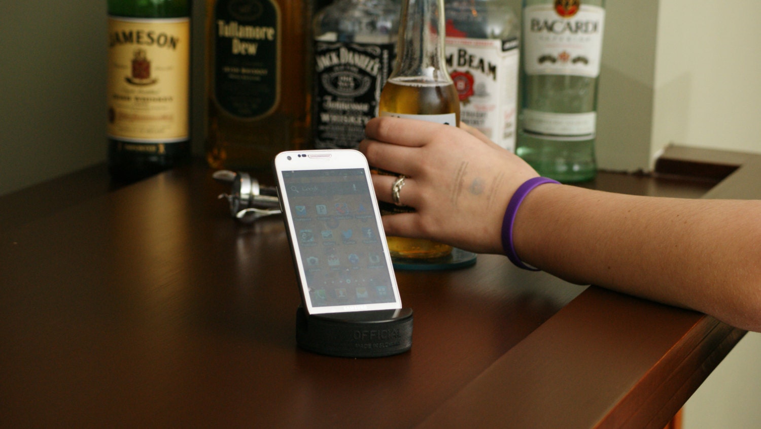 2 Pack Original Puckups Hockey Puck Phone Stand - Indestructible ...