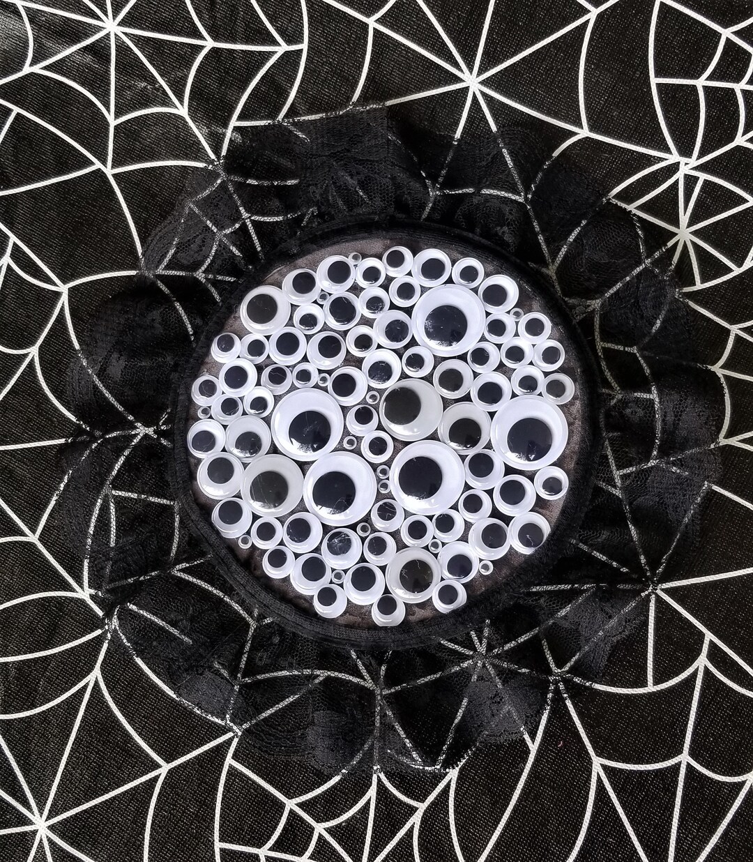 BE NOT AFRAID Googly Eye Weird Art Wall Hanging - Etsy