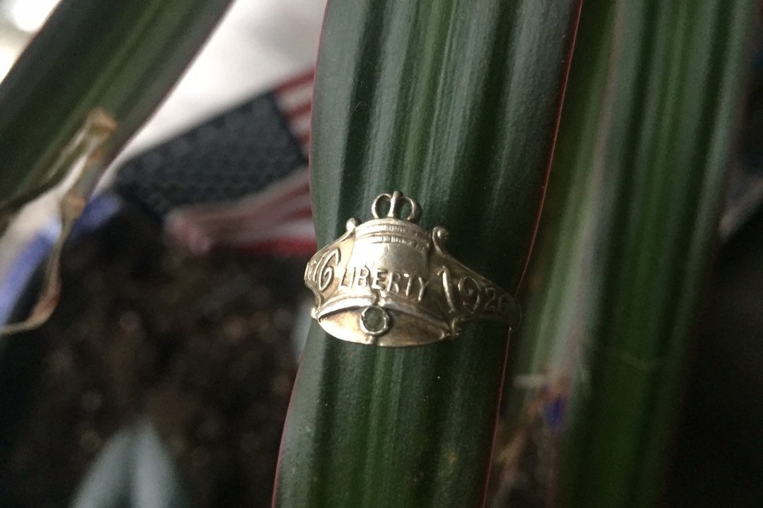 SESQUICENTENNIAL 1776-1726 Liberty Bell Size 5.25 Sterling Silver Ring ...