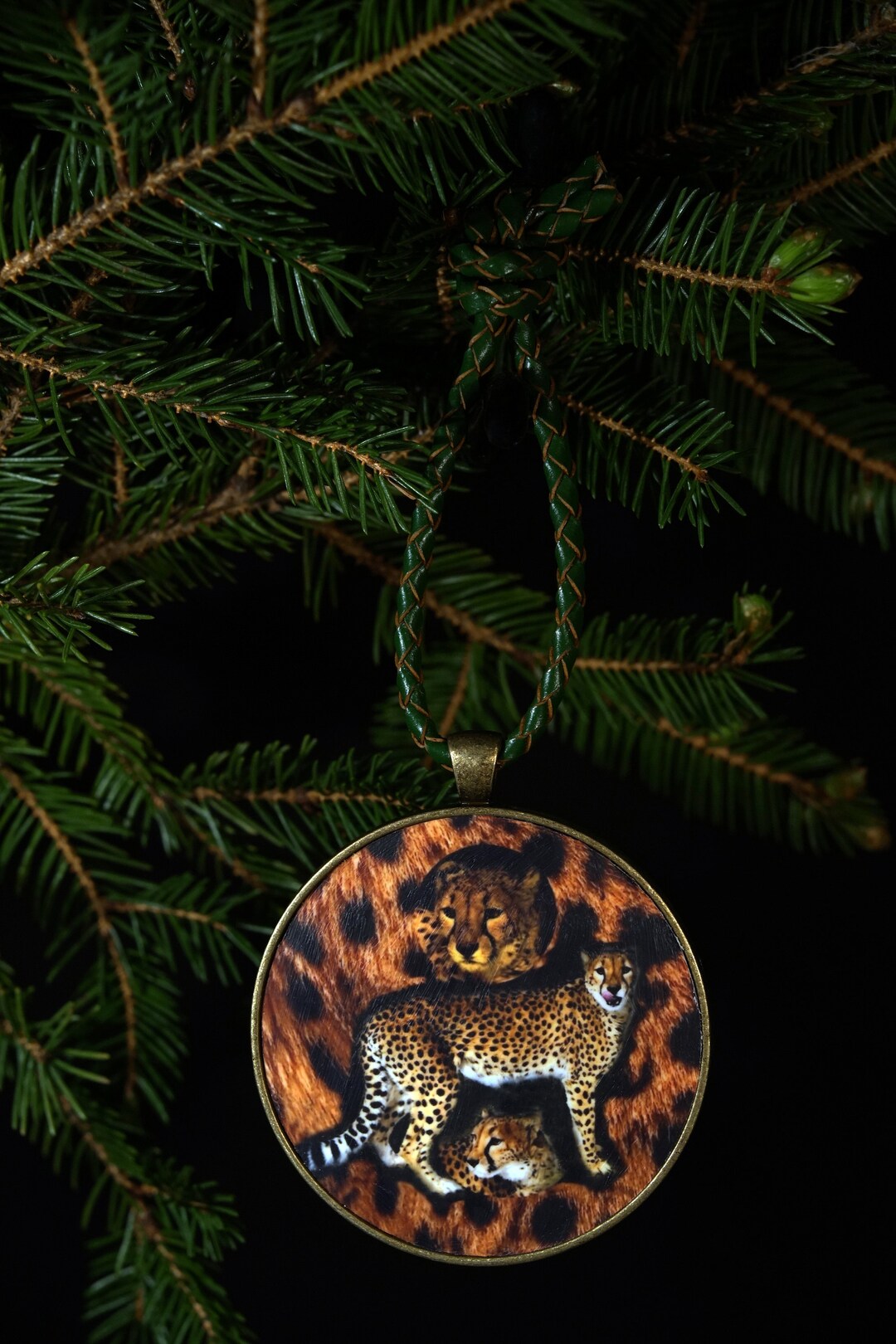 CHEETAH ORNAMENT cheetahs Great Gift for Animal Lover's Xmas Tree Free ...