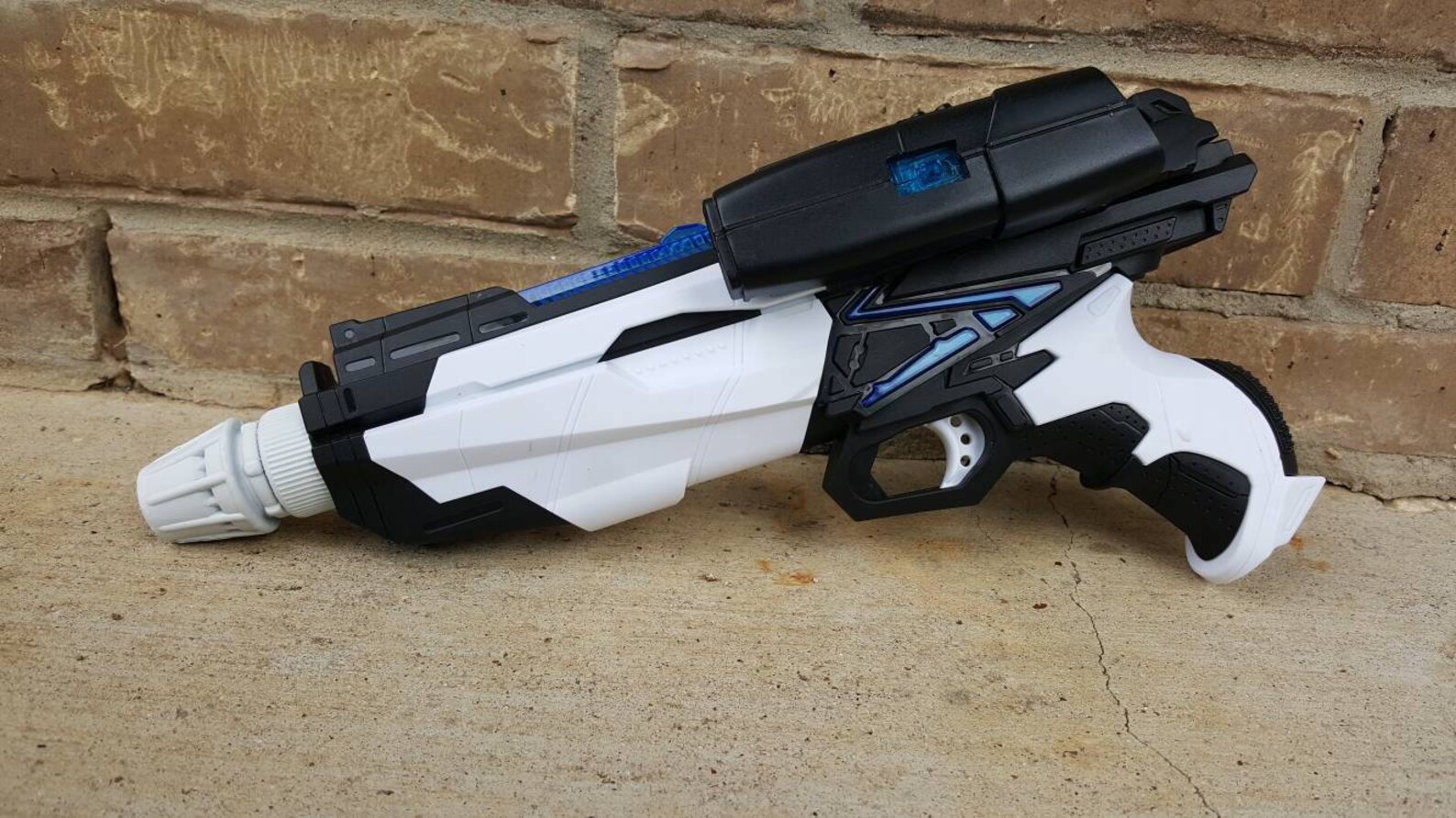 Light-up Cosplay Blaster / Star Wars Inspired / Destiny / Movie Prop ...