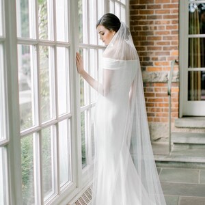 Minimalist Wedding Veil, Soft Modern Bridal Veil | CLARA - Etsy