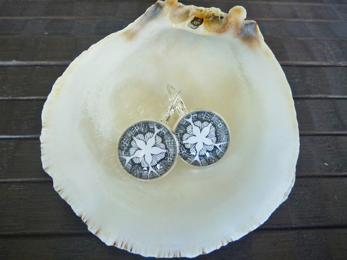 White Black Sand Dollar Glass Dome Earring 925 Sterling Silver Cabochon Australian Handmade ...