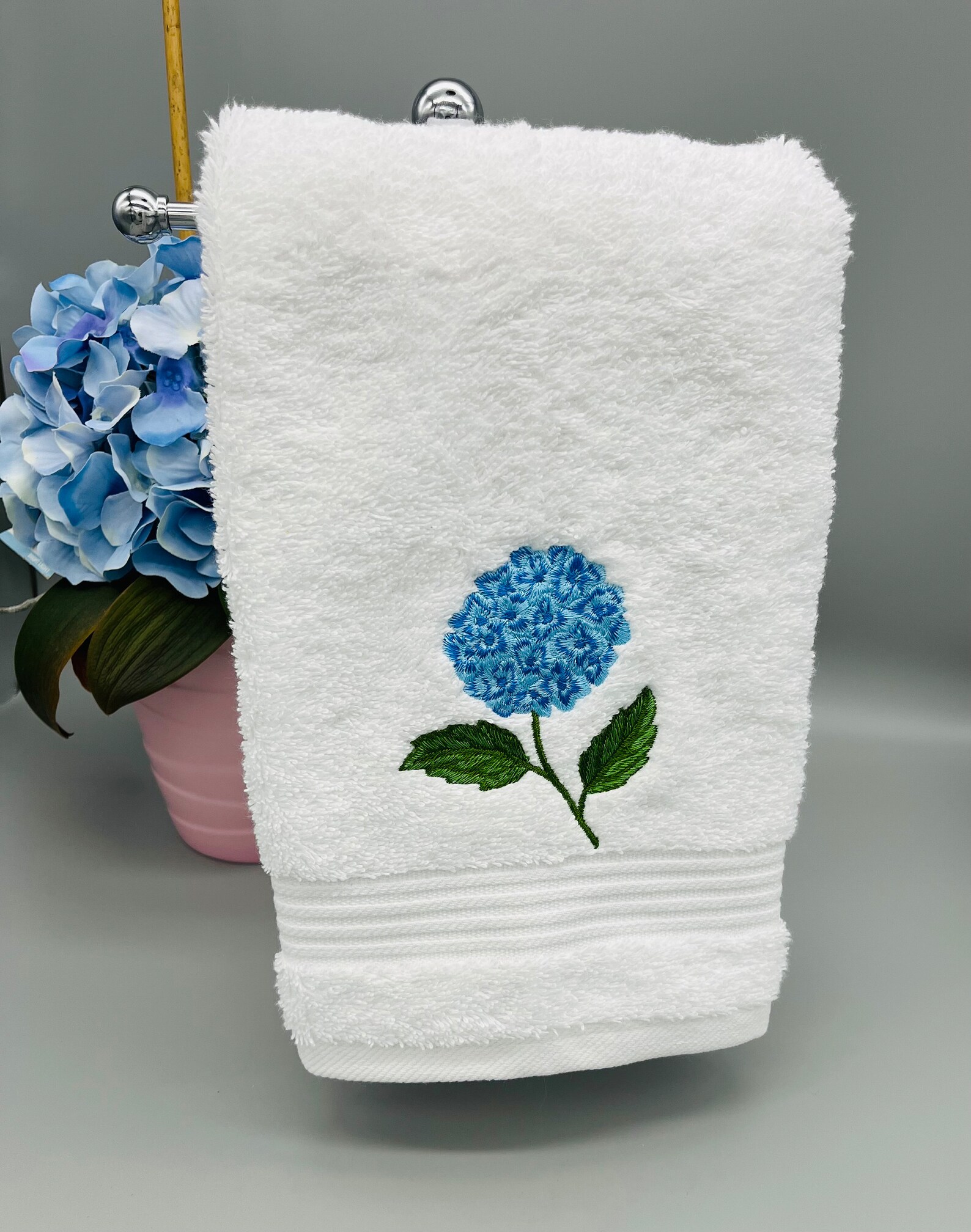 Hydrangea Embroidered Bath Towel, Floral Embroidery Bath Towel Set ...