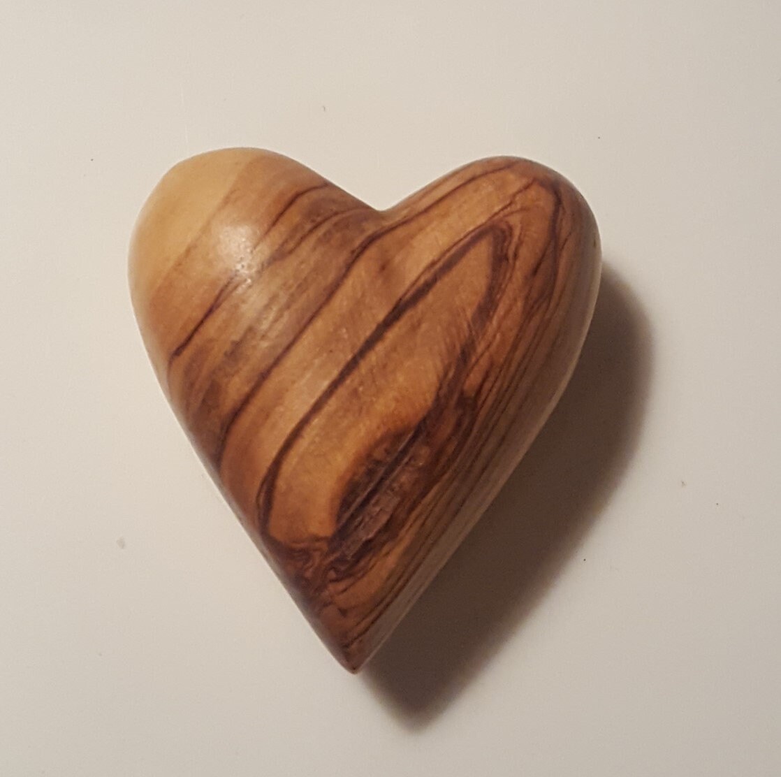Wood Palm Heart, Olive Wood Heart, Wood Heart Carving, Wooden Pocket ...