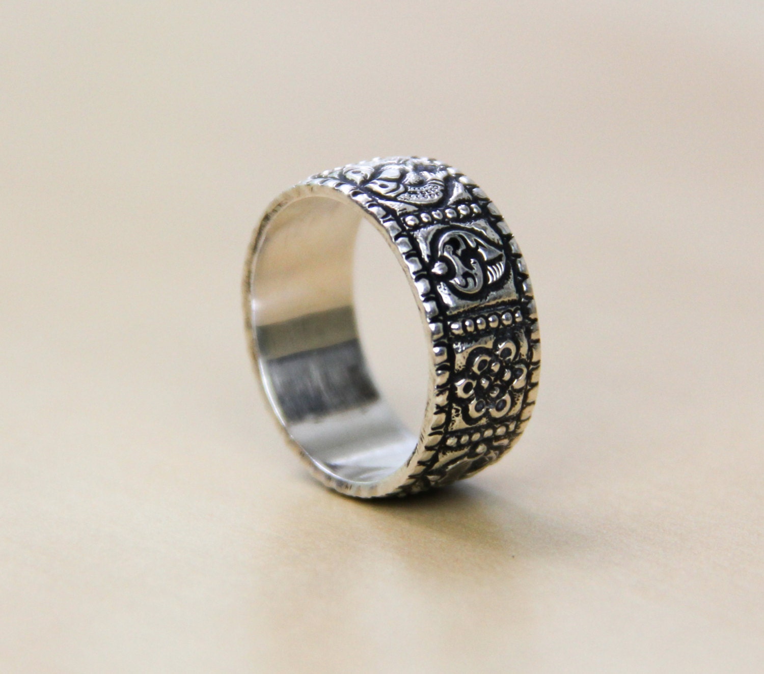 Tibetan Buddhist Auspicious Symbol Ring // Antiqued Meditation Band ...