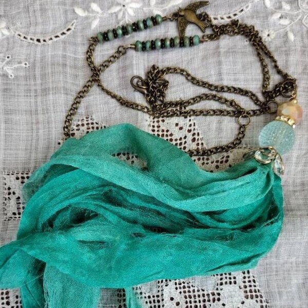 Silk Sari Necklace - Etsy