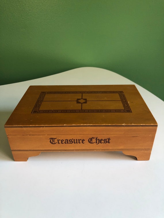 vintage treasure chest jewelry - Gem