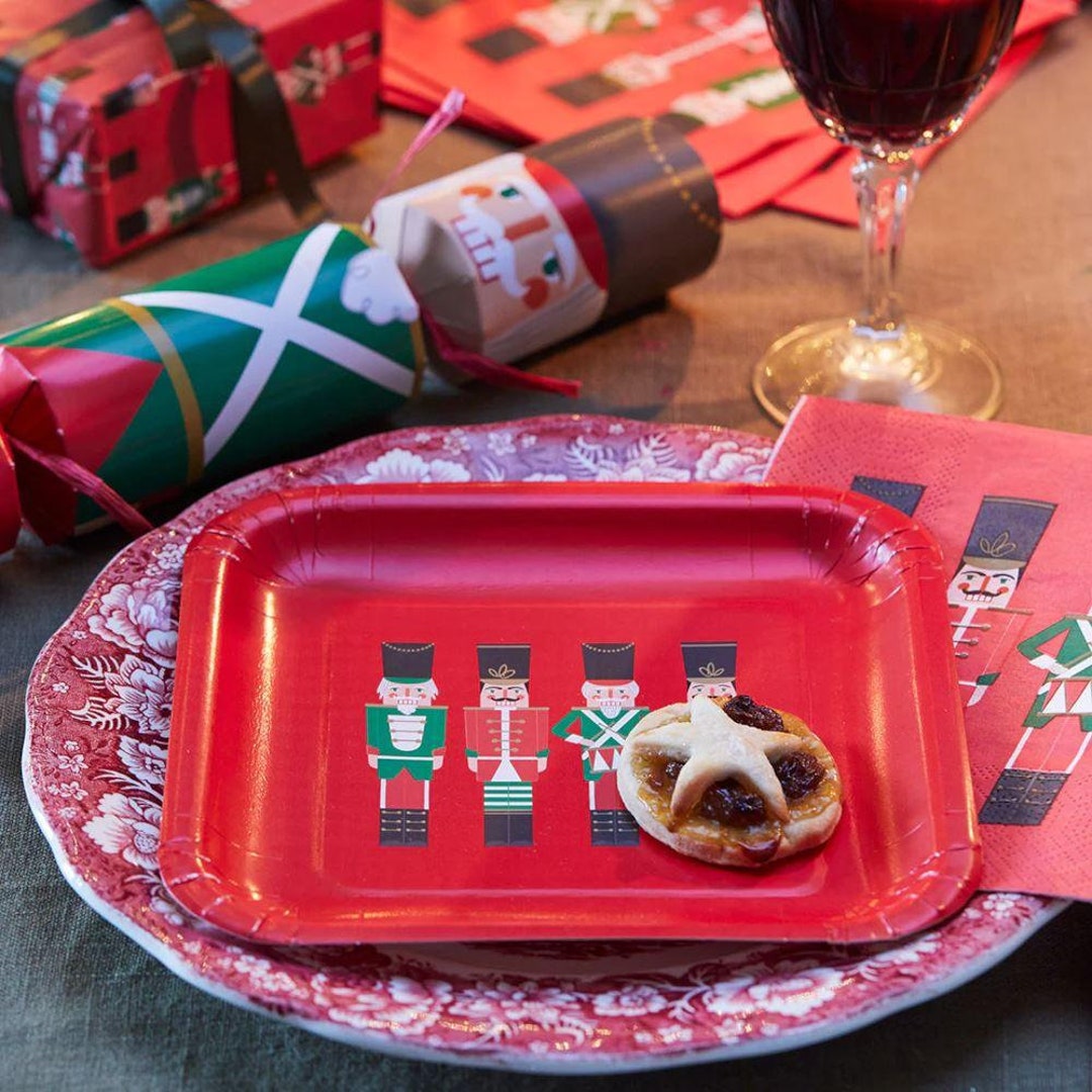 12 Nutcracker Plates, Square Christmas Paper Plates, Festive Nutcracker ...