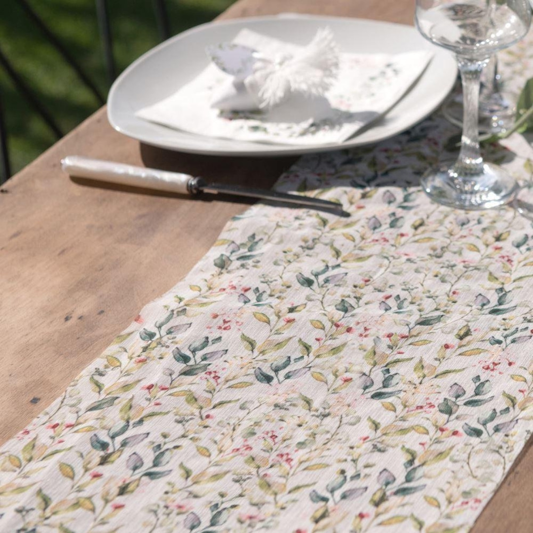 Botanical Garden Table Runner, Green Botanical Table Decorations ...