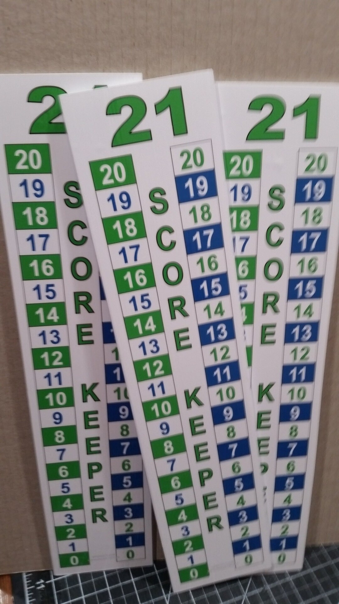 Cornhole Scoreboard Signs Set of 3 - Green White and Blue Checkers ...