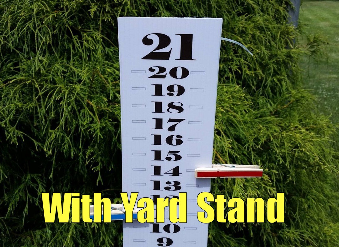 Cornhole Scoreboard Score Keeper - Black White Classic - With YARD ...