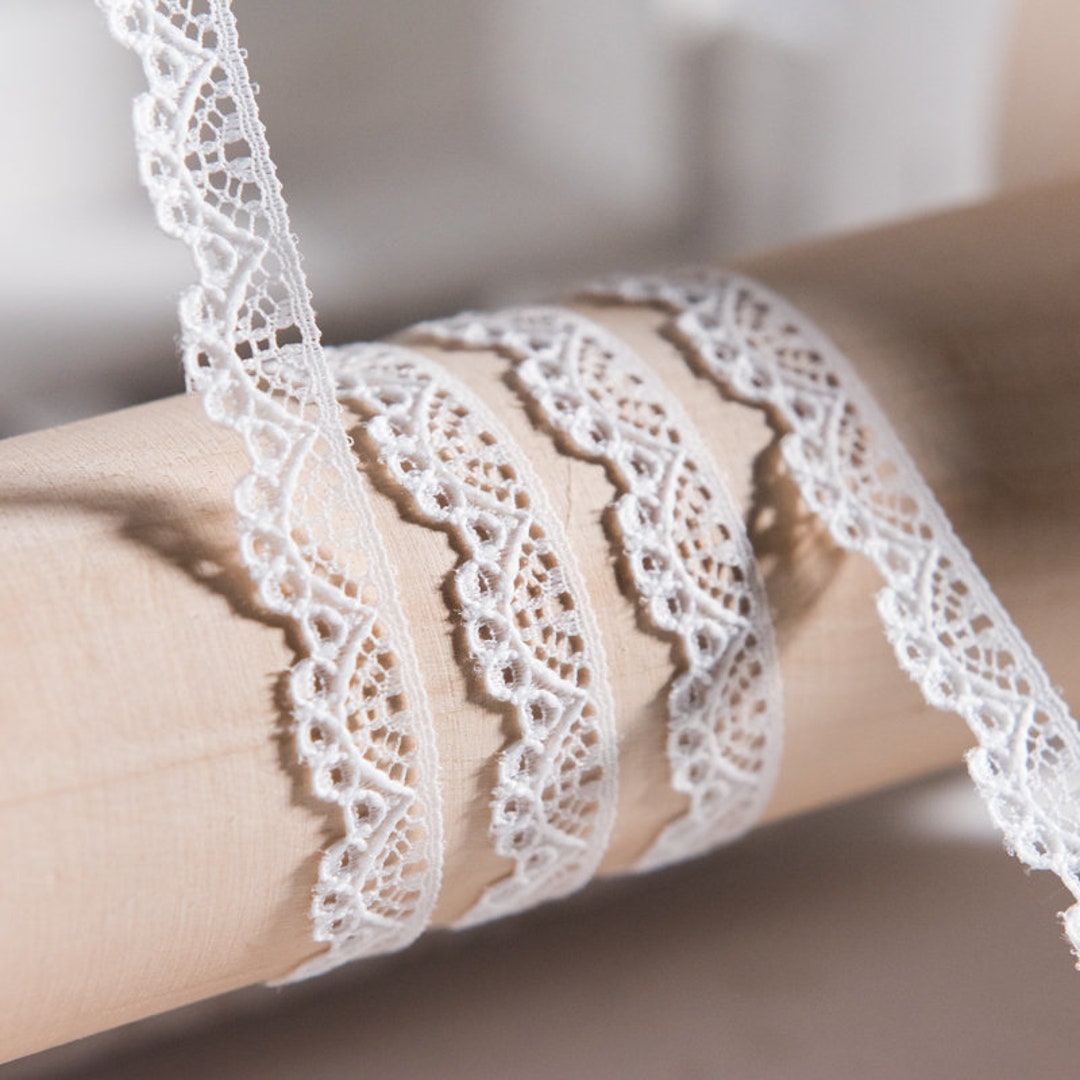 White Lace, Narrow Lace, High Quality French Lace, Lace per Yard, Lace ...