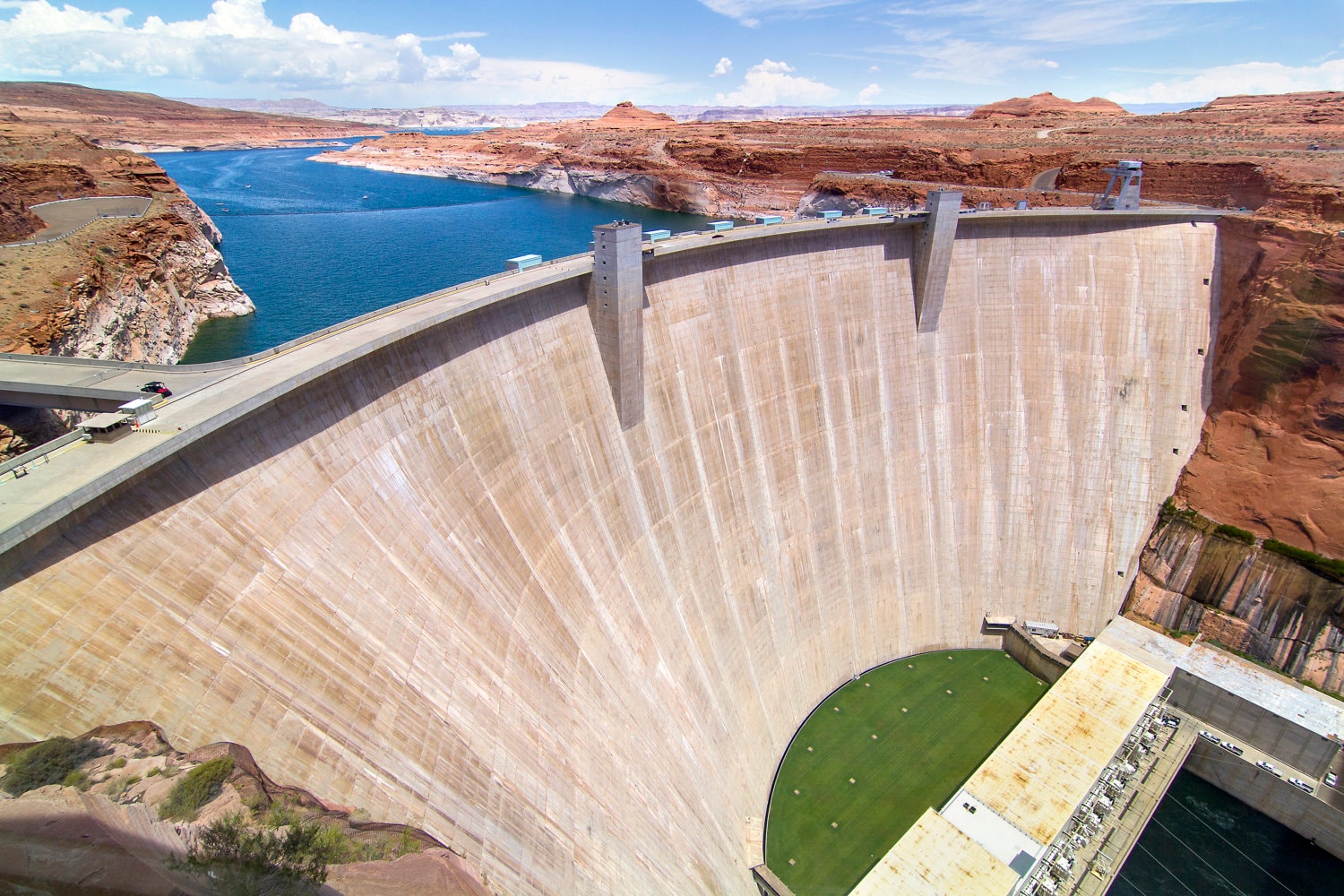 Colossal - Arizona - Glen Canyon Dam - Lake Powell - Page - Desert ...