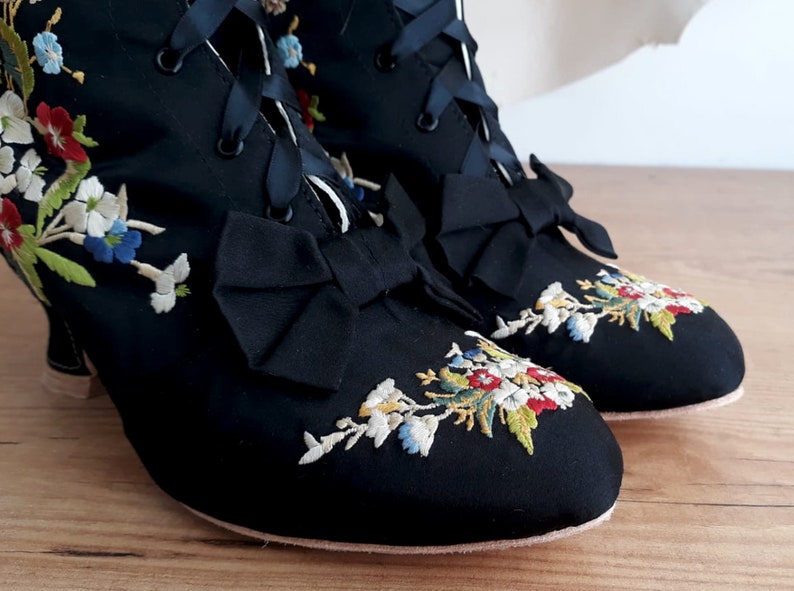 Pinet Boots Victorian Embroidered Boot Embroidery Digital | Etsy