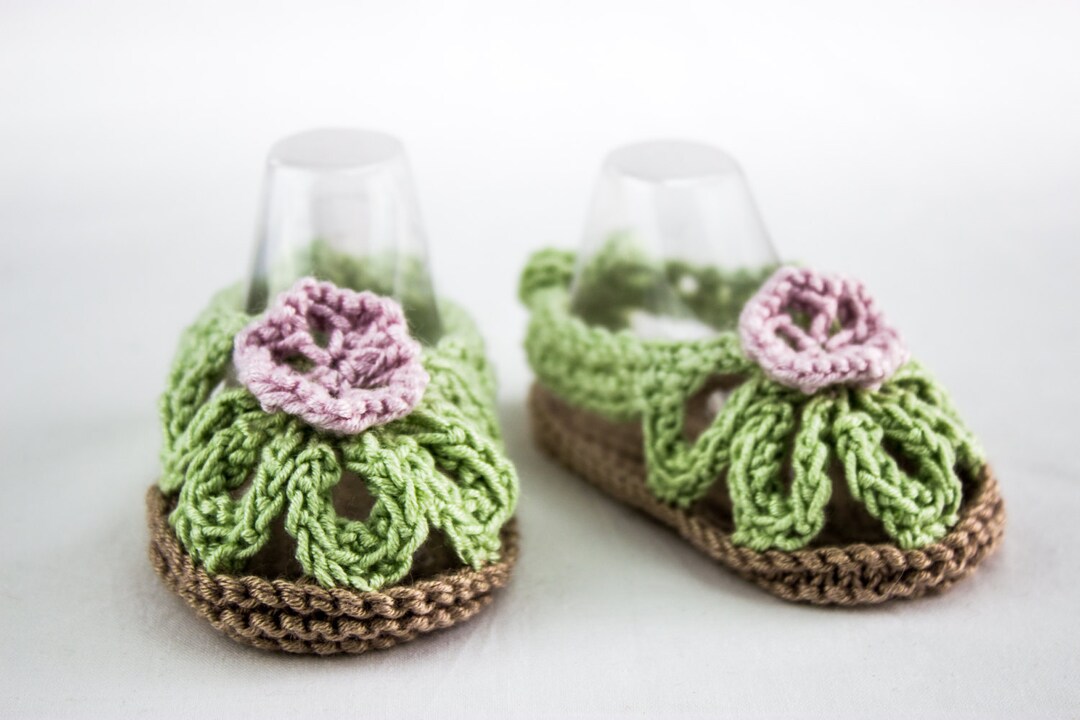 KNITTING PATTERN, Baby Girl Sandal Pattern, Flower Sandal Pattern ...