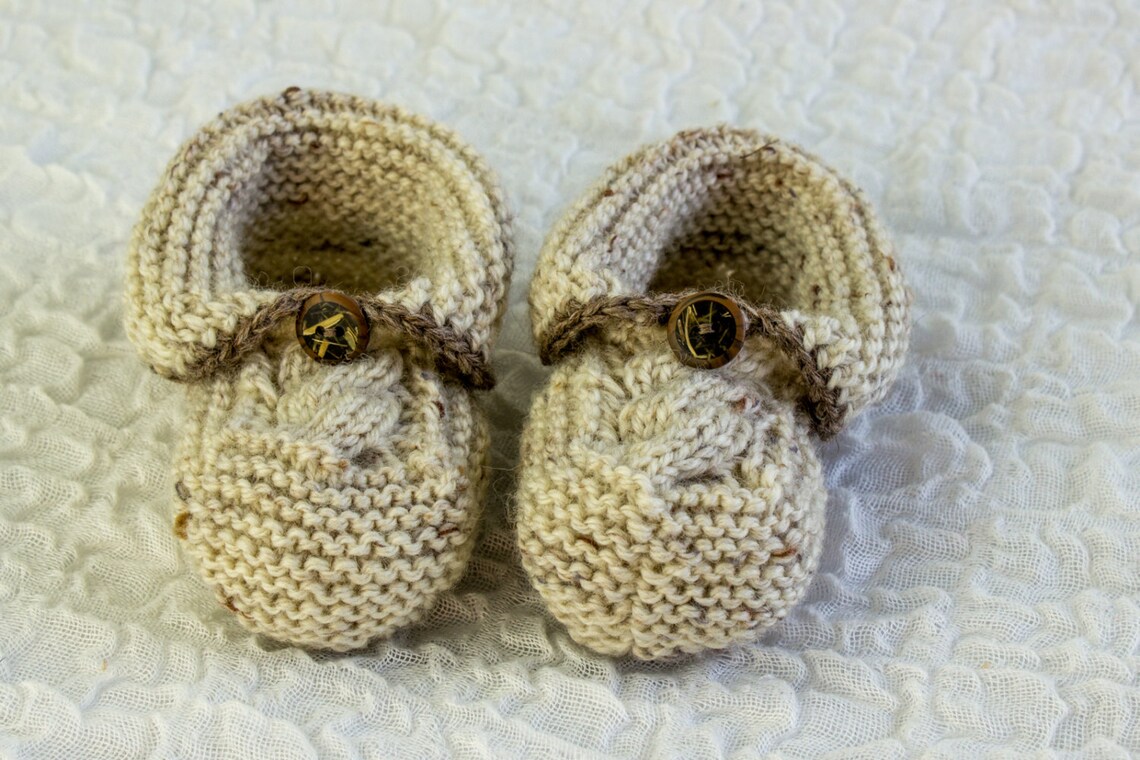 KNITTING PATTERN PDF Baby Slippers Pattern Seamless Booties - Etsy