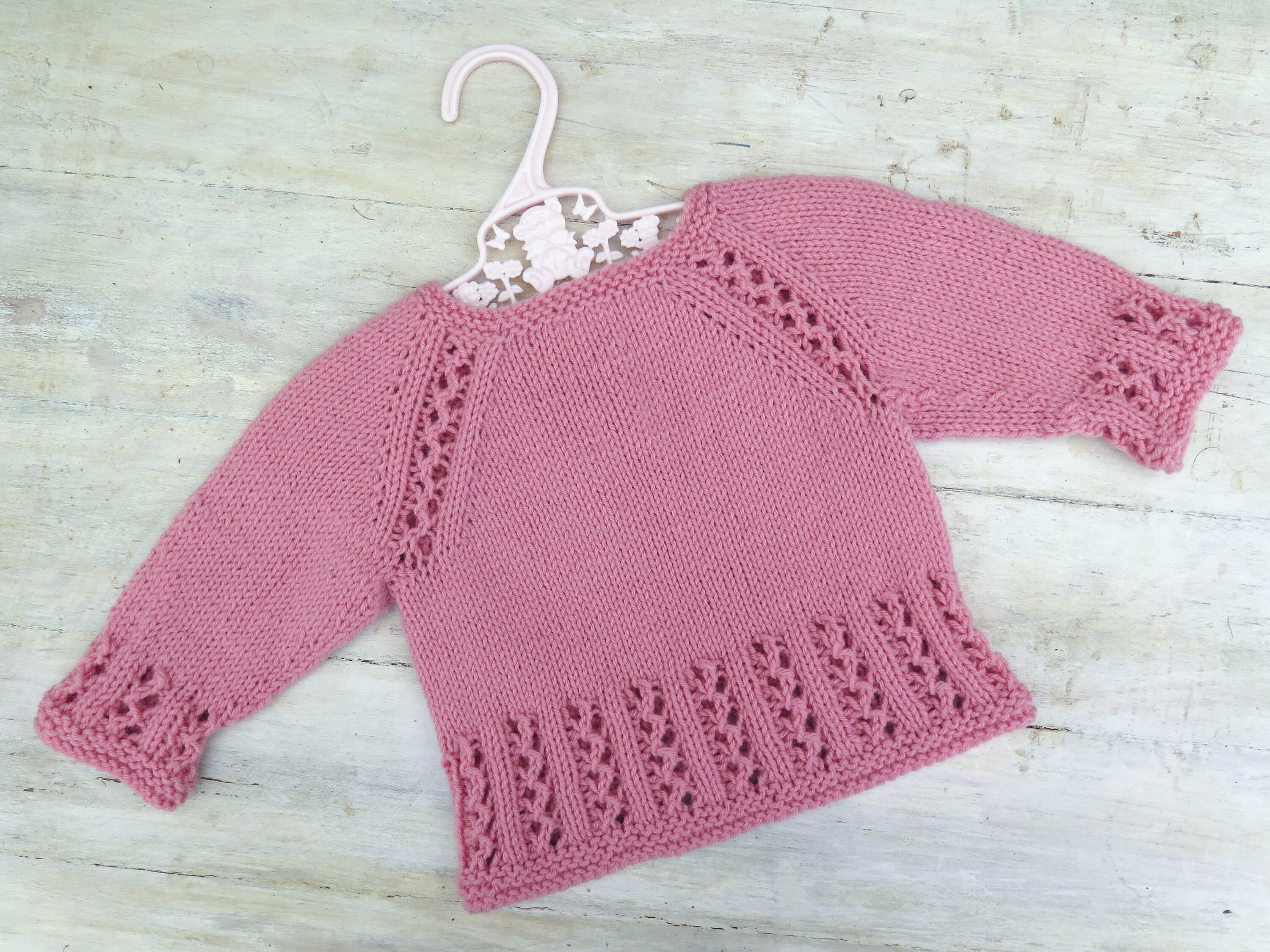 Lace Raglan Pullover Knitting Pattern: Seamless Top-down Sweater (6 ...