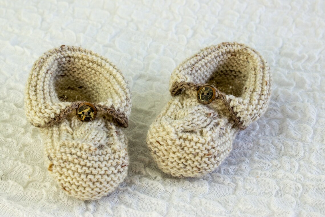 KNITTING PATTERN PDF Baby Slippers Pattern Seamless Booties - Etsy