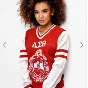 Delta Sigma Theta V-neck Sweater, Red and White, - Etsy