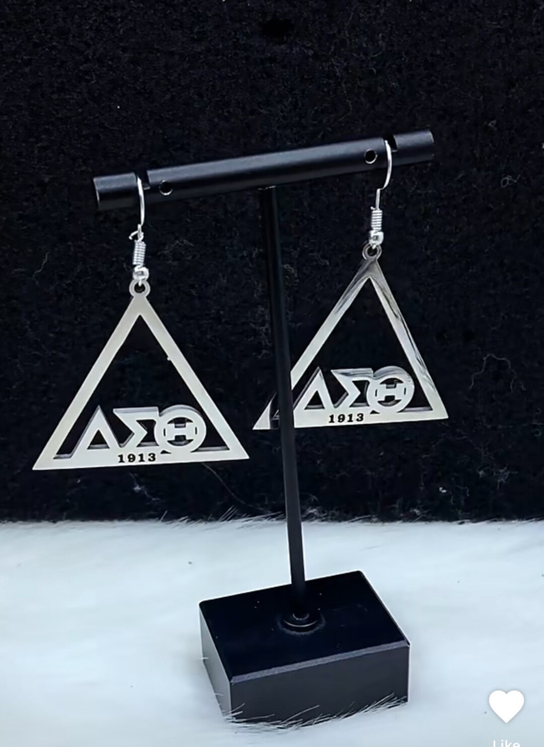Delta Sigma Theta Triangle Earrings, - Etsy