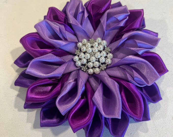 African Violet, Sorority Pin, Delta Sigma Theta - Etsy