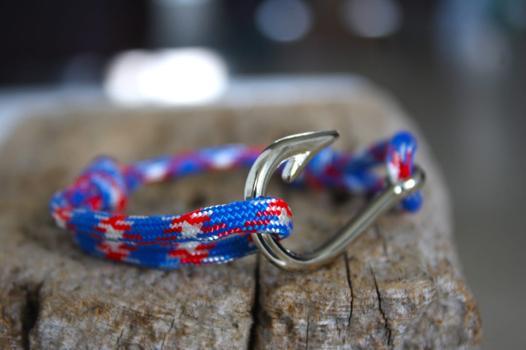 Red, White, and Blue Paracord Fish Hook Bracelet - Etsy