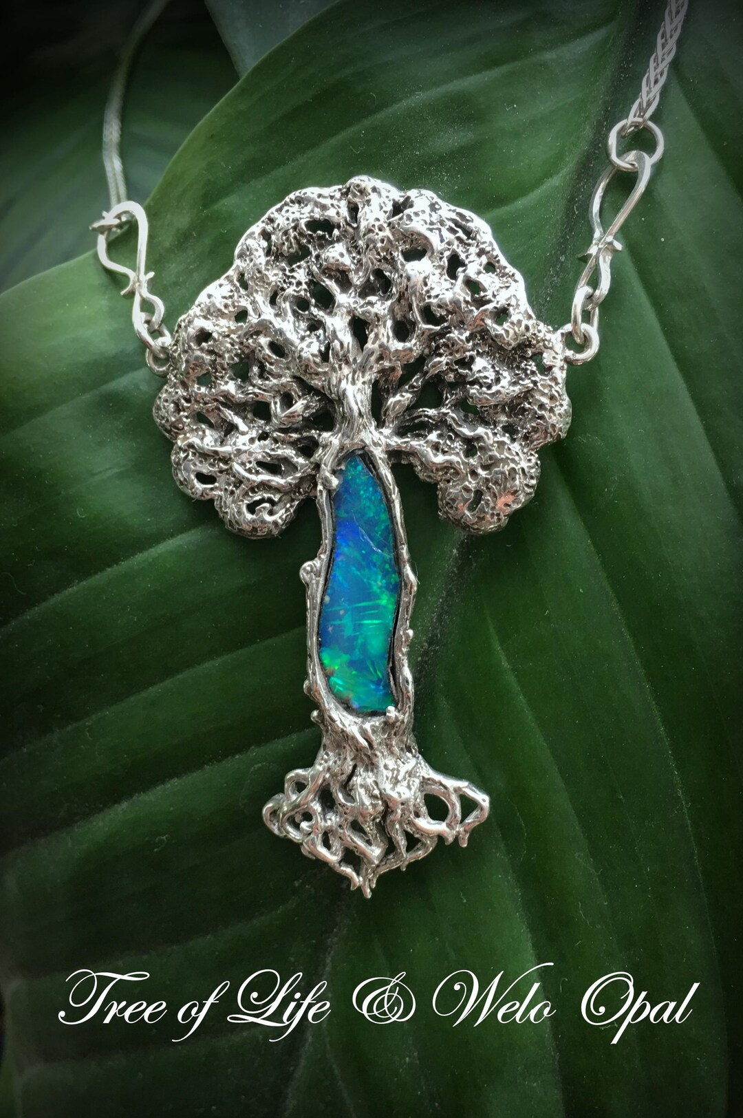 Celtic Tree of Life & Welo Opal - Etsy