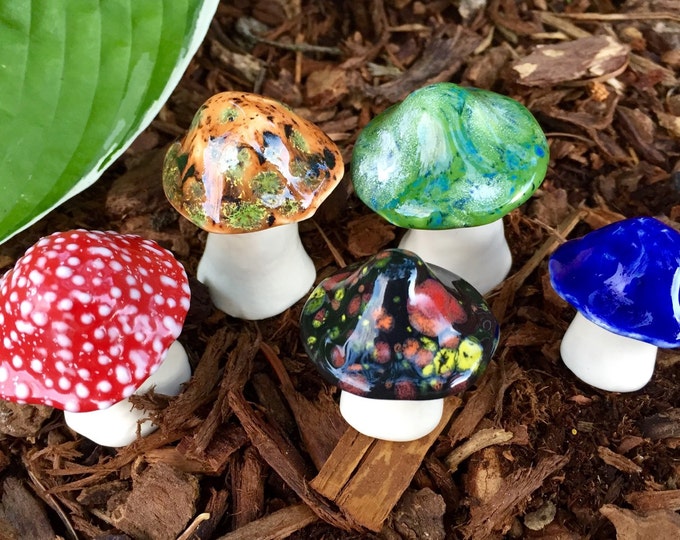 Fairy Mushrooms five Hand Crafted Ceramic Toadstools T63 - Etsy