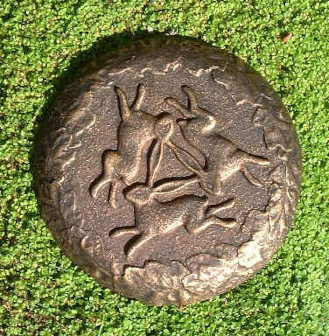 Three Hares Wall Plaque Stone Garden Ornament Bronze Effect - Etsy