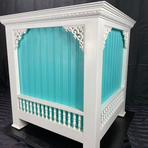 Victorian Style Planter. Custom Planter Boxes, Metal Planter Box ...